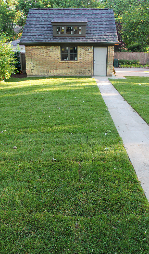 Chicago Buff house - Traditional - Garden Shed and Building - Chicago ...