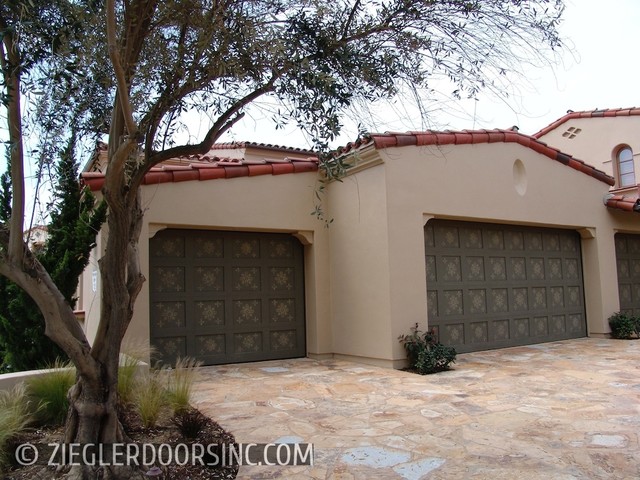 Custom Garage Doors in Los Angeles - Custom Door Designs from Europe ...