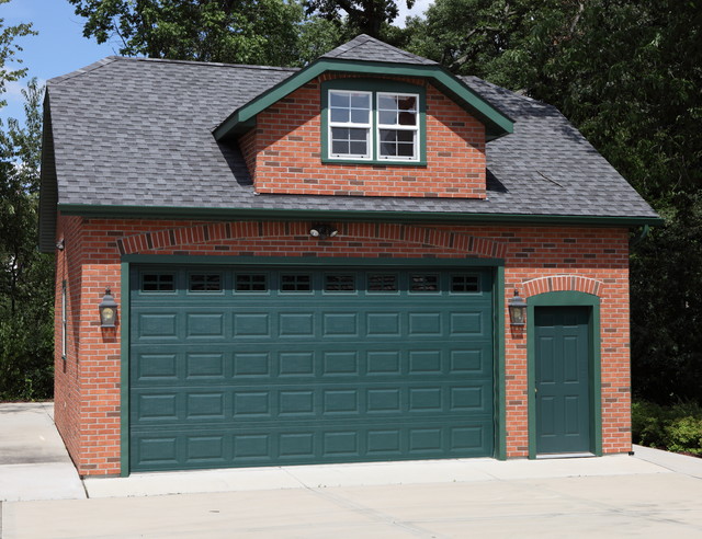 Custom garages - Traditional - Garage - Chicago - by Blue Sky Builders ...