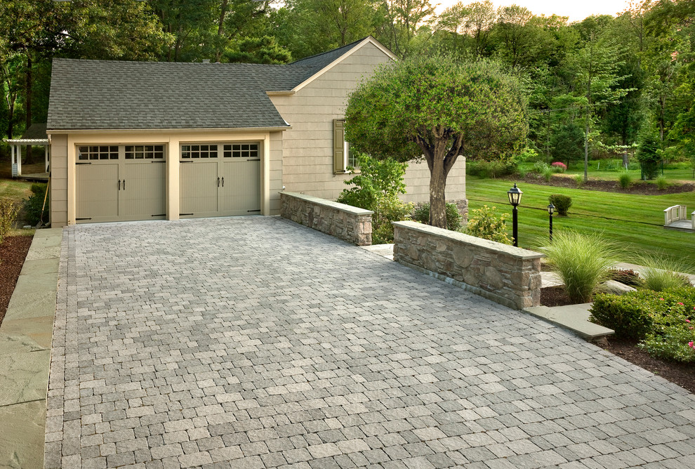 Driveways - Traditional - Shed - Philadelphia - by Techo-Bloc | Houzz