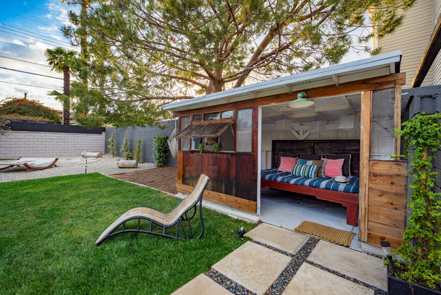 Backyard Escapes: 8 Luxurious Garden Rooms