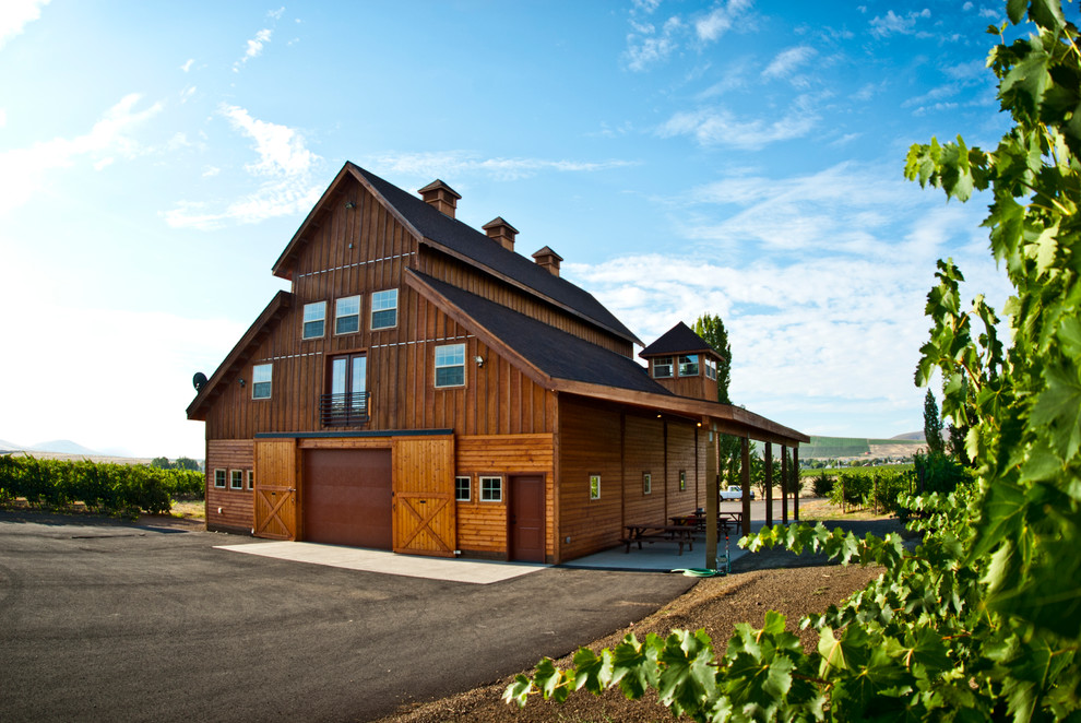 Raised Center Aisle Barn - Farmhouse - Shed - Charlotte - by Barn Pros ...