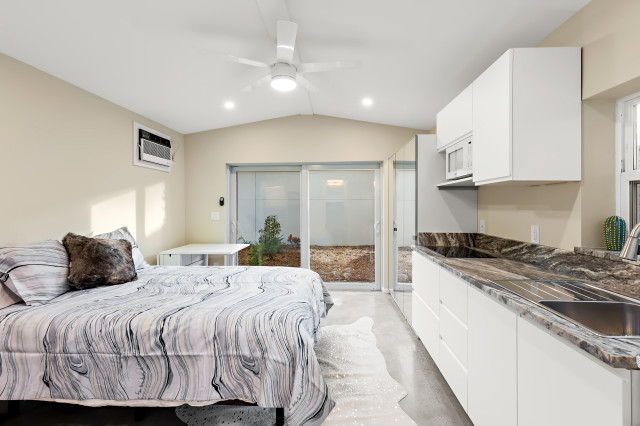 Tiny Home - 210 Square Feet - Modern - Garden Shed and Building - Tampa ...