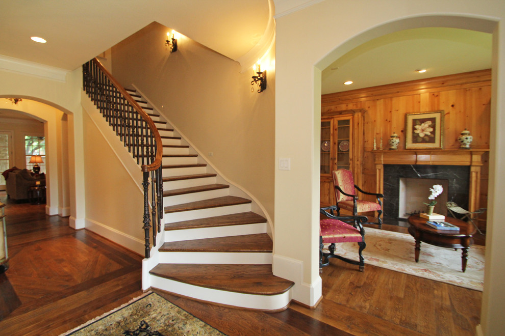 3940 Wentwood - Traditional - Staircase - Dallas - by McReynolds ...