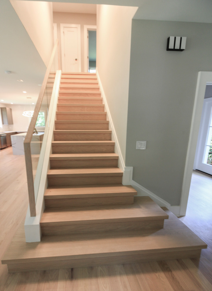 60_Contemporary Oak Staircase with Frame-less Glass Balustrade ...