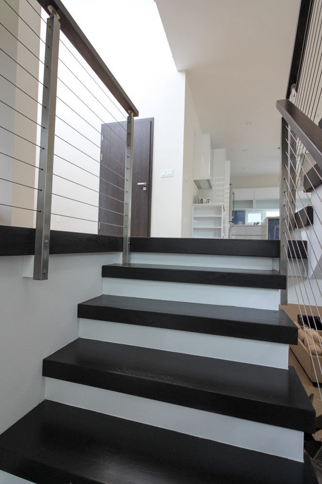 70_Contemporary Stairs With No Risers & Horizontal Railing, Vienna VA ...