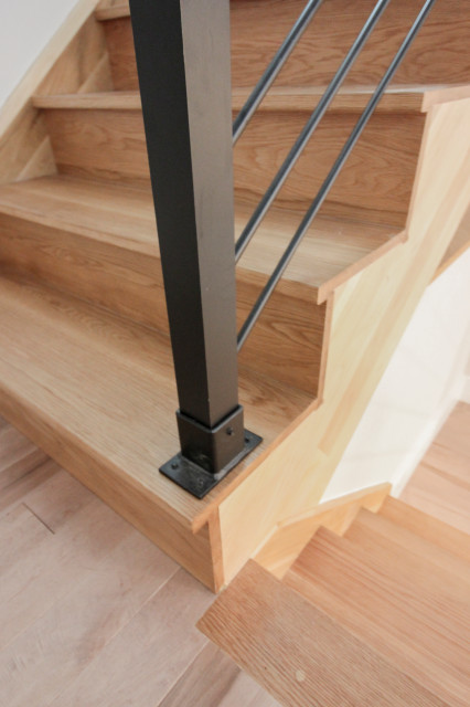 71_Modern/Neutral Hickory Stairs with Horizontal Balustrade, Bethesda ...