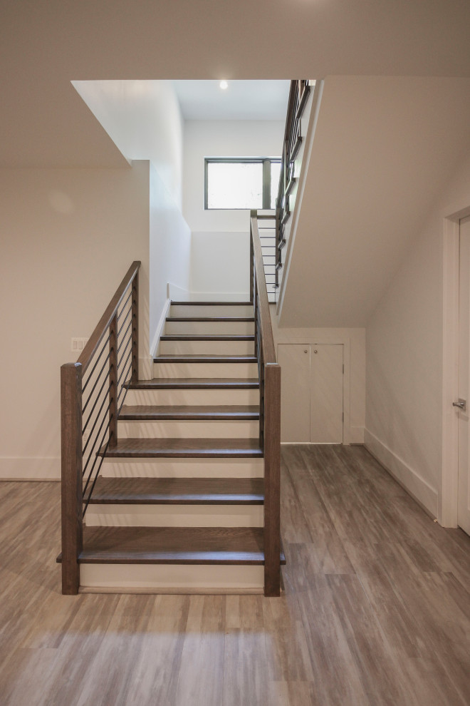 79_Horizontal Balustrade in High-end Interior Architecture, Great Falls ...