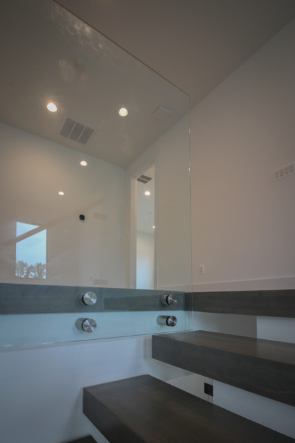 80_Floating Switchback Glass + Mono-beam Staircase, McLean VA 22101 ...