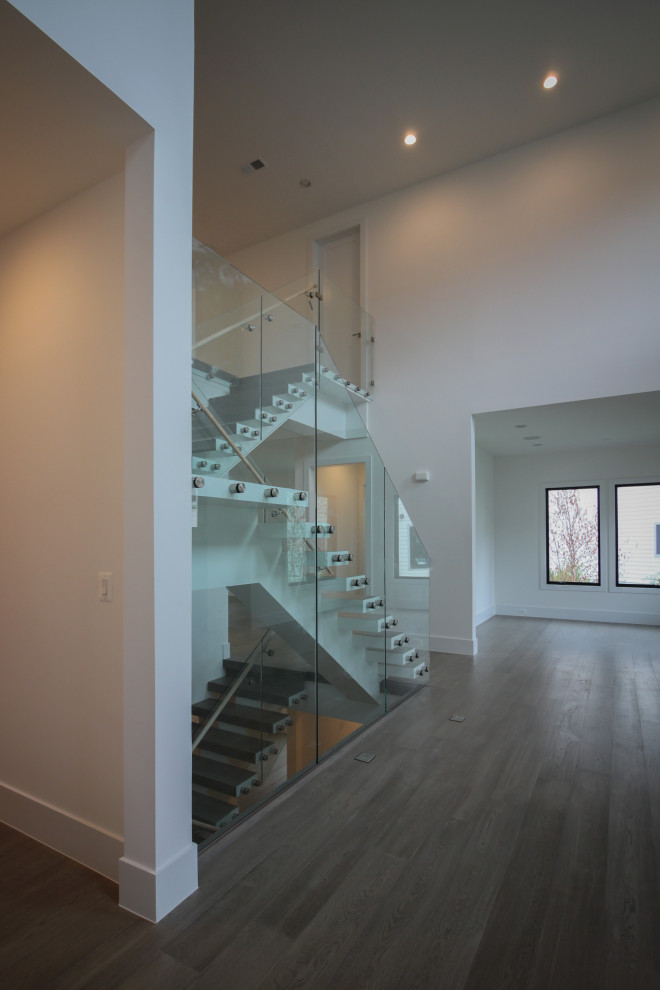 80_Floating Switchback Glass + Mono-beam Staircase, McLean VA 22101 ...
