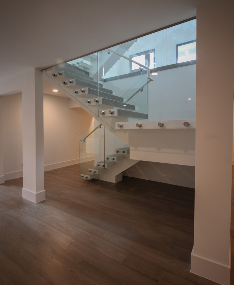 80_Floating Switchback Glass + Mono-beam Staircase, McLean VA 22101 ...