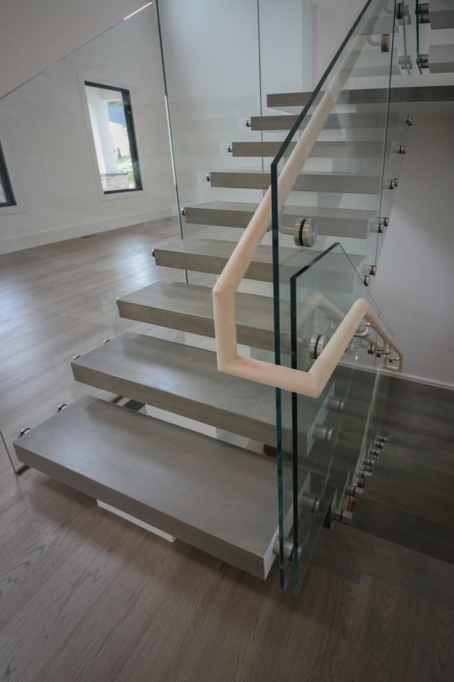 80_Floating Switchback Glass + Mono-beam Staircase, McLean VA 22101 ...