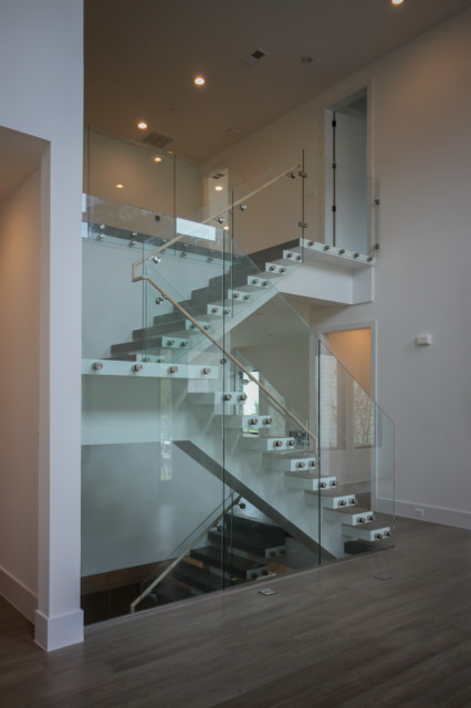 80_Floating Switchback Glass + Mono-beam Staircase, McLean VA 22101 ...