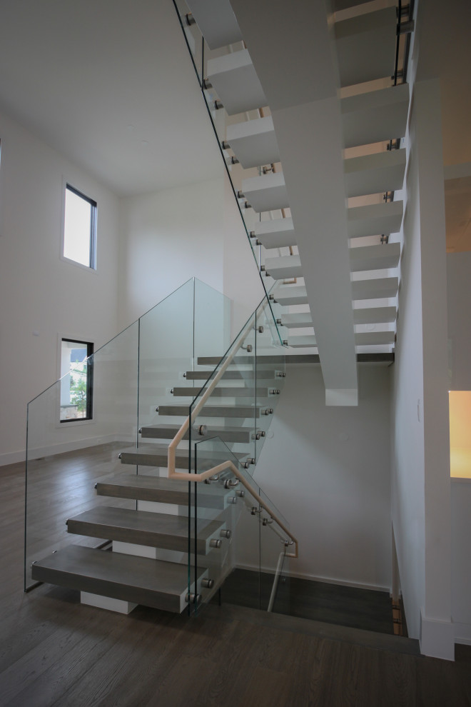 80_Floating Switchback Glass + Mono-beam Staircase, McLean VA 22101 ...