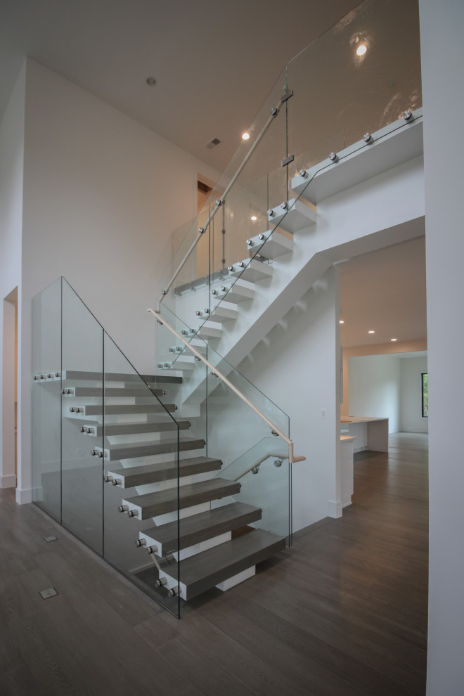 80_Floating Switchback Glass + Mono-beam Staircase, McLean VA 22101 ...