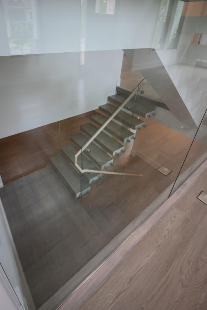 80_Floating Switchback Glass + Mono-beam Staircase, McLean VA 22101 ...