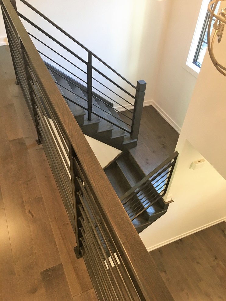 Amanda - horizontal steel railing with wooden newel posts ...