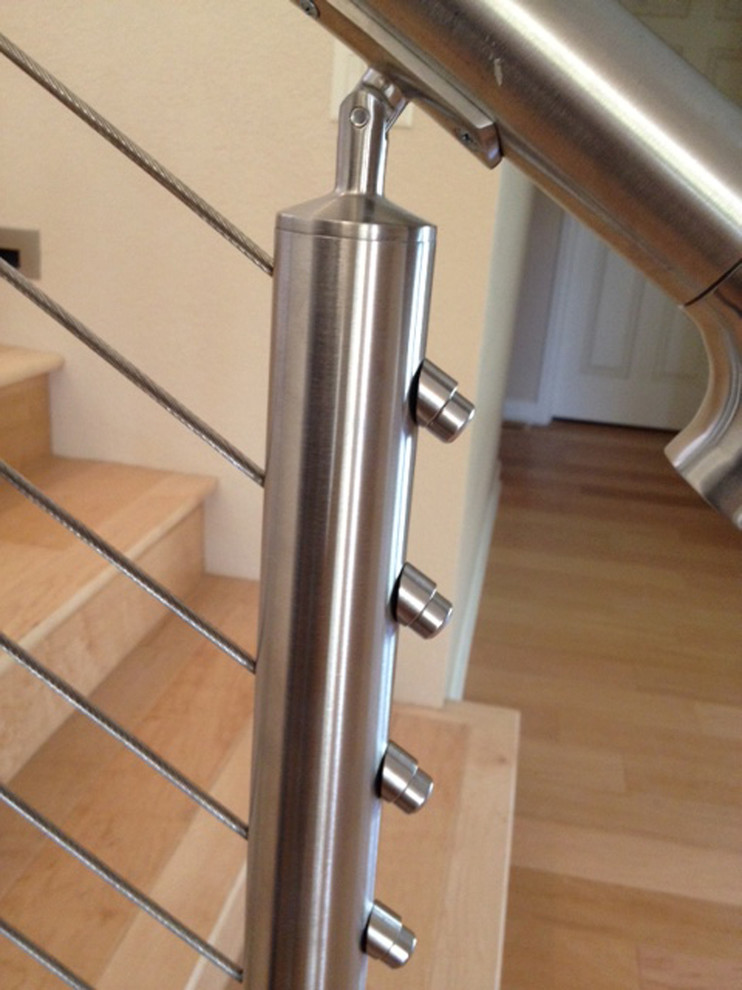 Bakersfield CA Round Stainless Post and Rail with Stainless Cable ...