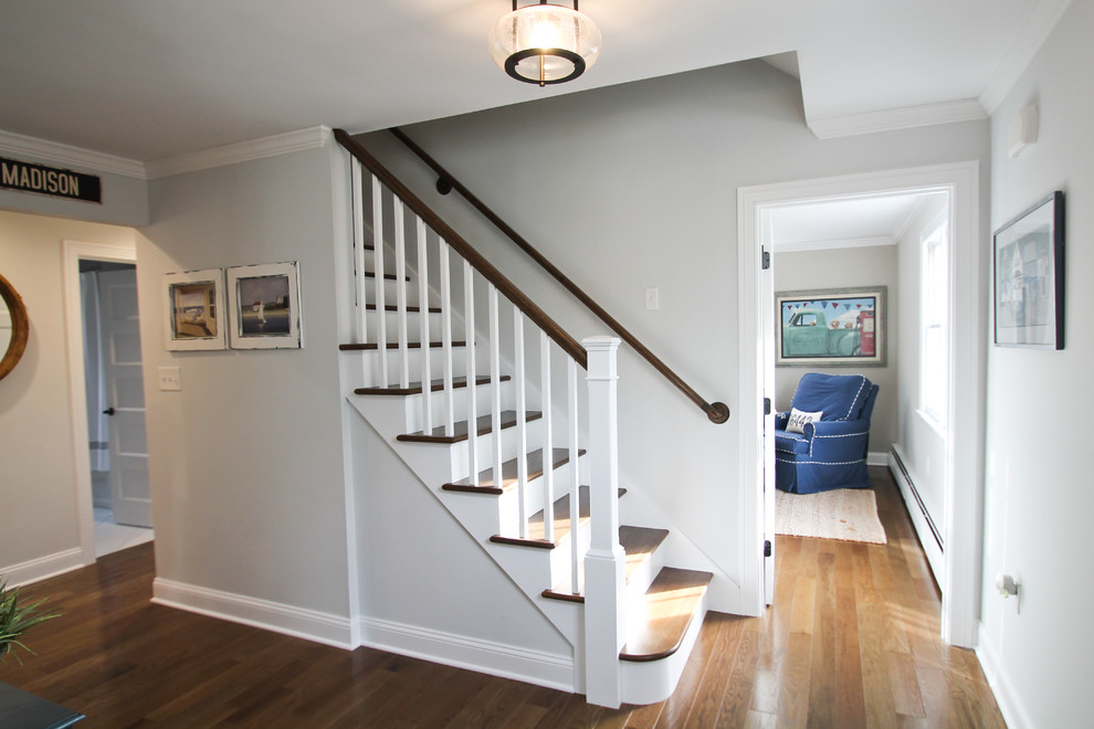 Cape House - Beach Style - Staircase - Bridgeport - by GULICK & Co. | Houzz