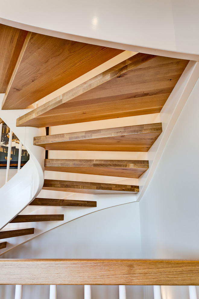 Continuous Stair - Red and White Wormy Oak - Transitional - Staircase ...