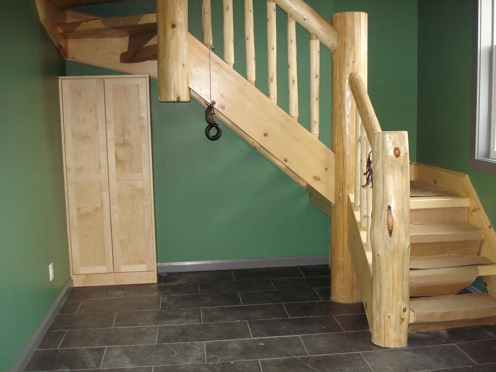Cottage Stairs and Railings - Traditional - Staircase - Other - by Roes ...