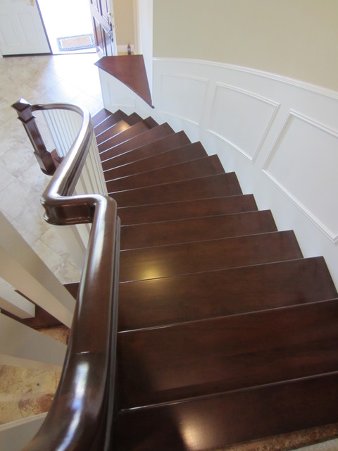 Stained Craftsman Wainscoting
