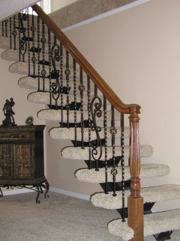 Custom Traditional Interior Railing - Traditional - Staircase ...