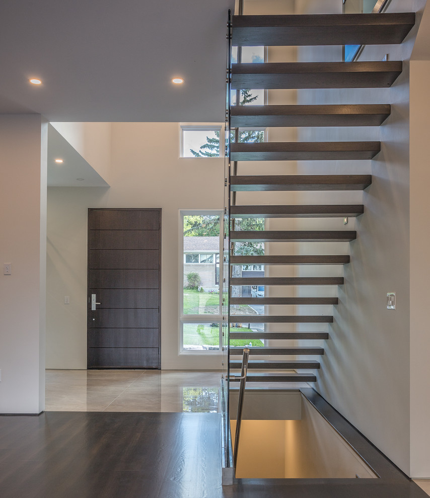Floating Stairs for Modern White Palette - Modern - Staircase - Toronto ...