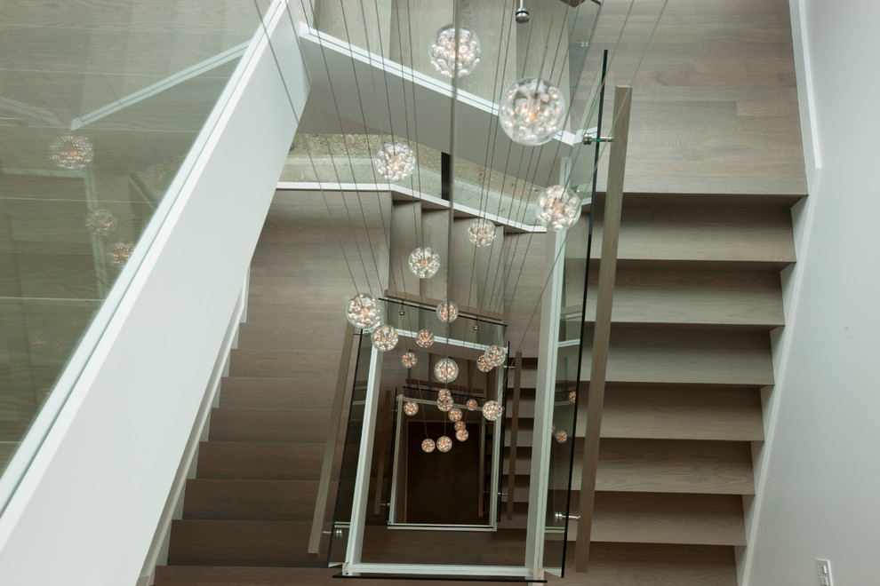 Hot & Cold - Staircase - Chicago - by Environs Development | Houzz