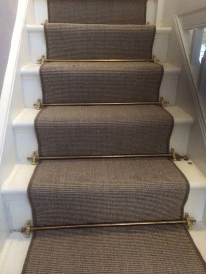 Installing Carpet Runner and Stairrods to Stairs - Escalier - Londres ...