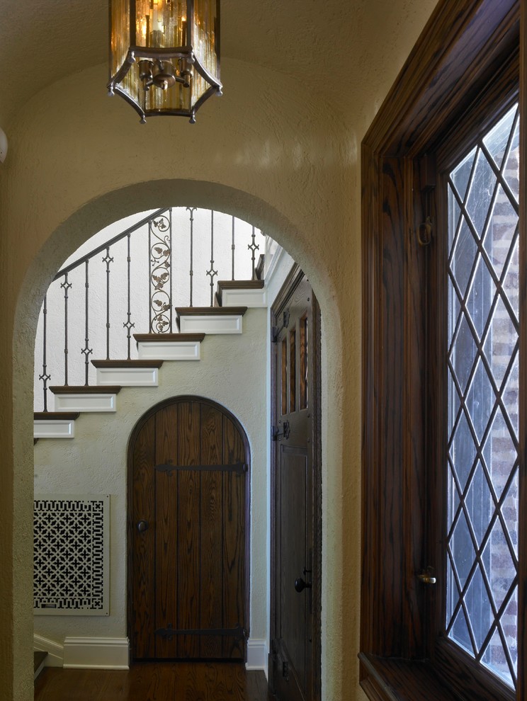 Lakefront Manor - Traditional - Staircase - Chicago - by BBA Architects ...