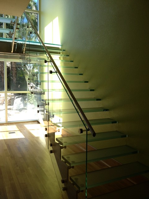 LED lit glass stair case - Contemporain - Escalier - Tampa - par Faour ...