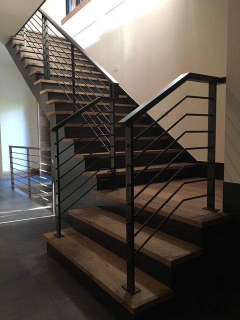 Mid Century Modern Steel Railing - Moderne - Escalier - Columbus - par ...