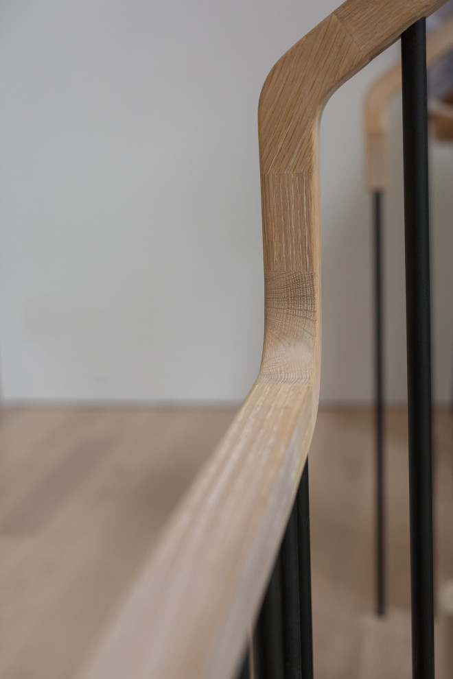 Modern Floating Stair with Pencil Rail, East Hampton, NY - Modern ...