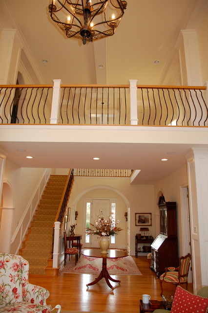 Neo Colonial Chandelier The Colonial Style Interior Enhances Spaces