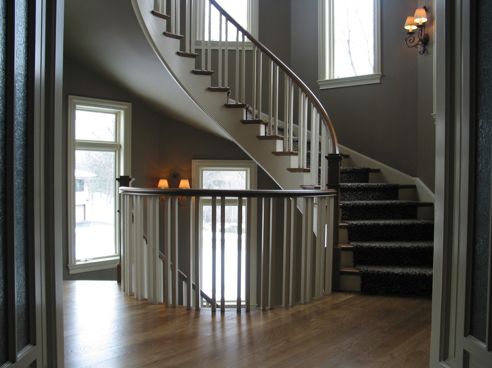 Palumbo - Traditional - Staircase - Chicago - by Roseland Stair Works ...
