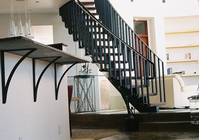 Powder Coated Steel Stair Unit - Moderne - Escalier - Albuquerque - par ...