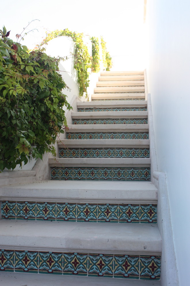 Roof Terrace Stairs - Staircase - Mexico City - by Guillermo Campos | Houzz