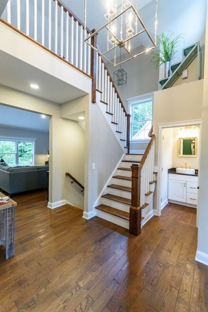 Saratoga Showcase of Homes, Herbinger Homes - Classique Chic - Escalier ...