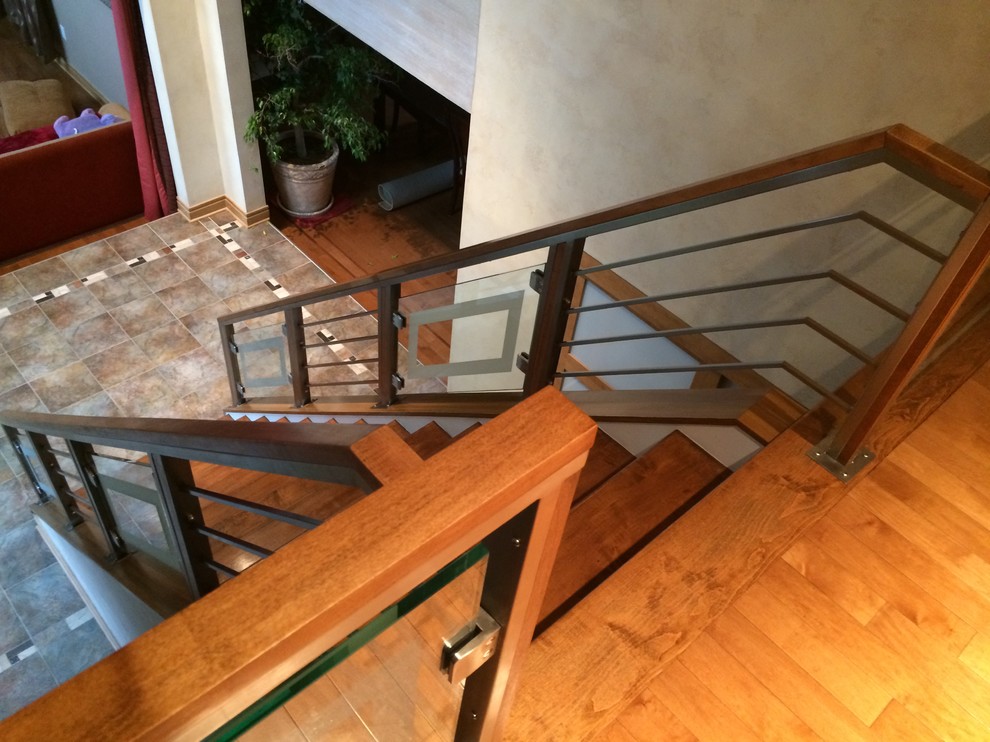 Stainless Steel and Glass Railings with Hard wood inlay and Handrails ...