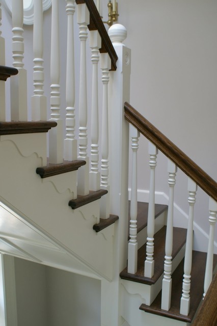 Straight And Platform Stair With Wooden Balustrade - Traditional ...