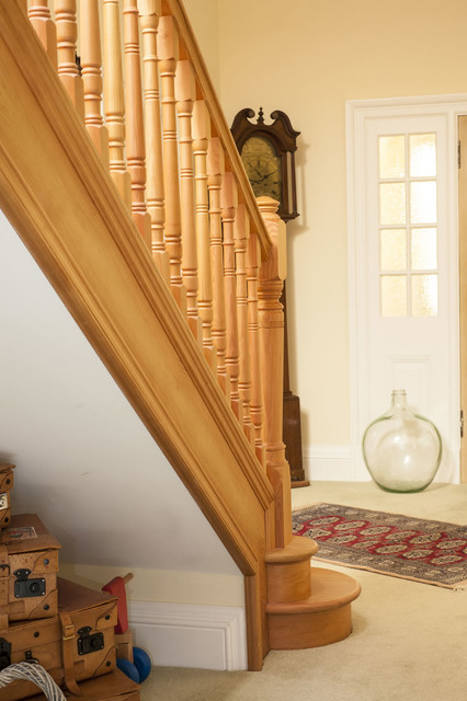 Traditional Staircase - Traditional - Staircase - Other - by Haldane UK ...