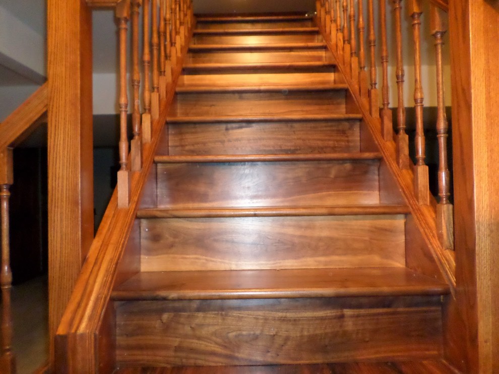 Traditional Staircase with Wood Spindles and Railing - Traditional ...