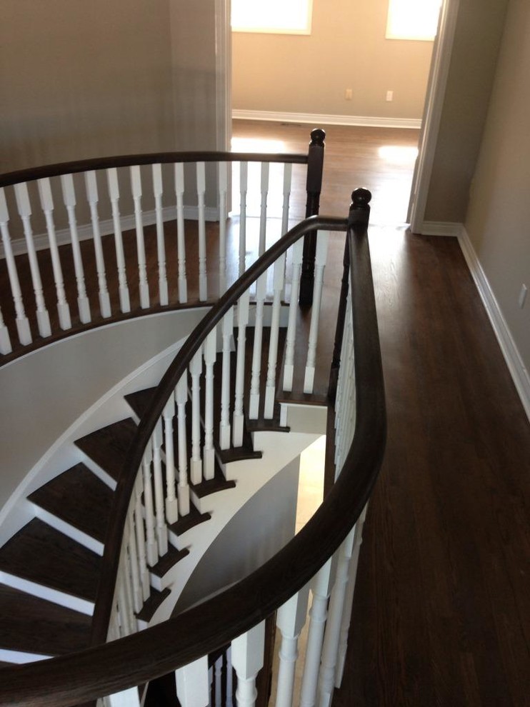 Two-Tone Wooden Stair Case with Dark Stain & White Pain & Wood Floor ...