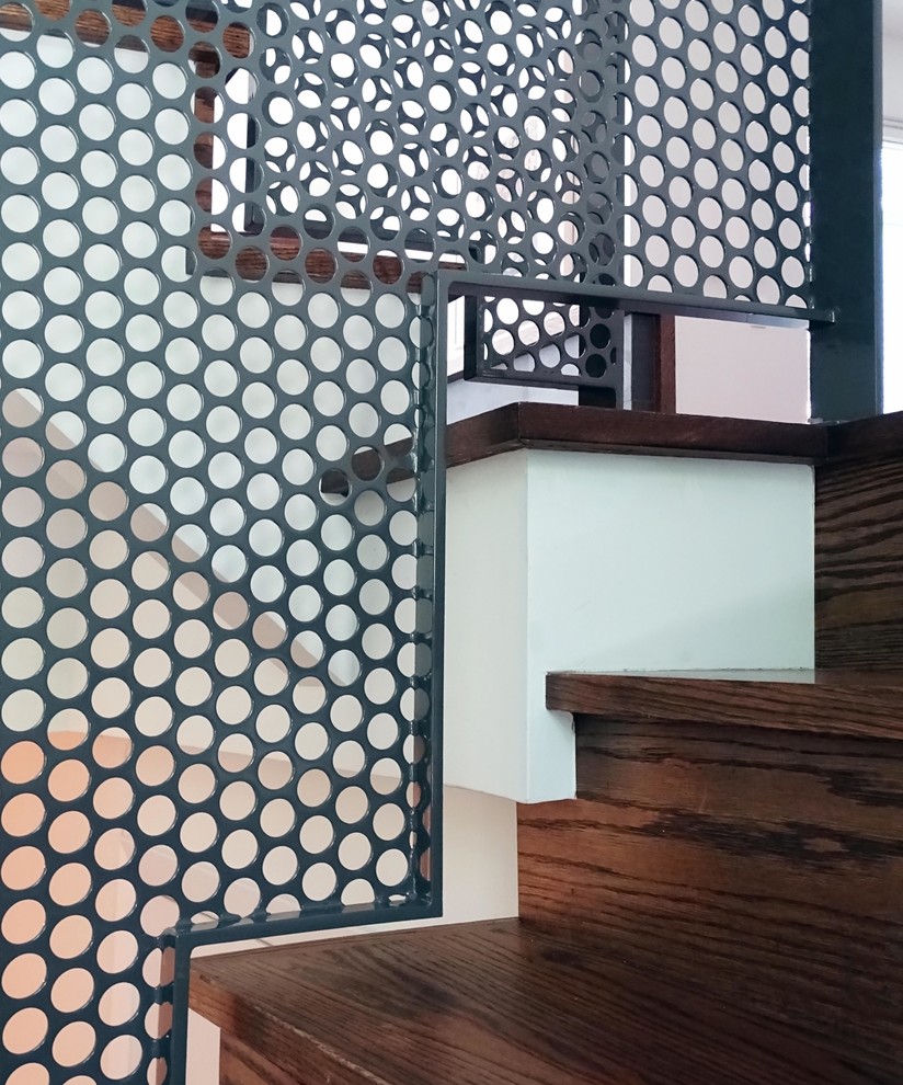 Updated 1970s Townhouse - Moderne - Escalier - Minneapolis - par Sarah ...