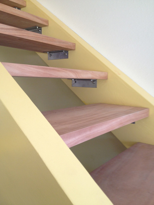 Ventura Stair Treads - Modern - Staircase - Los Angeles - by J Weir ...