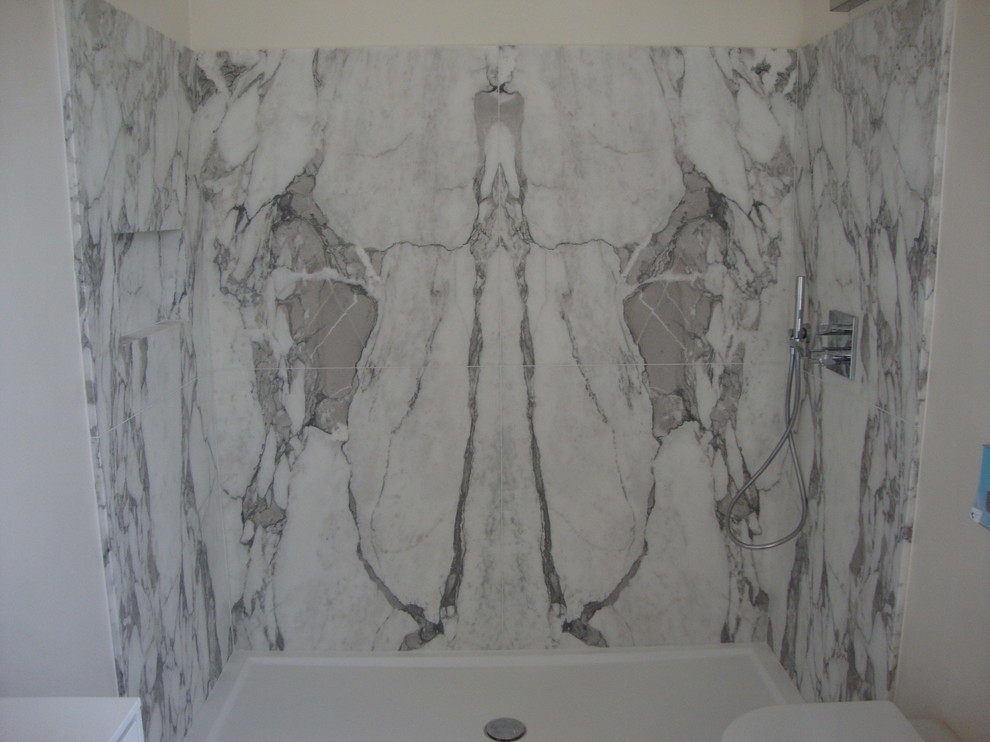 BAGNO MARMO CALACATTA - Modern - Bathroom - Milan - by ARCHILAND | Houzz BAGNO MARMO CALACATTA - Modern - Bathroom - Milan - by ARCHILAND | Houzz