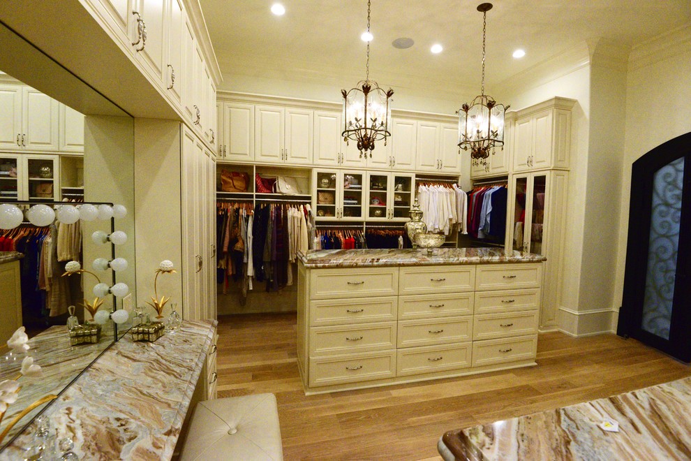 Dream Closet is a Reality in Reynolds Plantation - Traditional - Closet ...