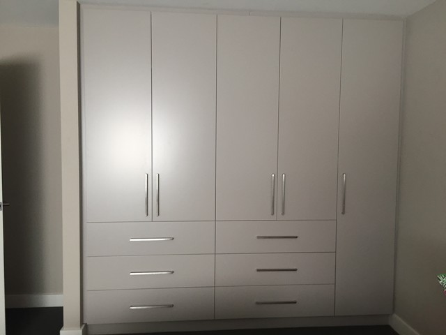 Duffys Forest / wardrobe Fit-out - Contemporain - Armoire et Dressing ...