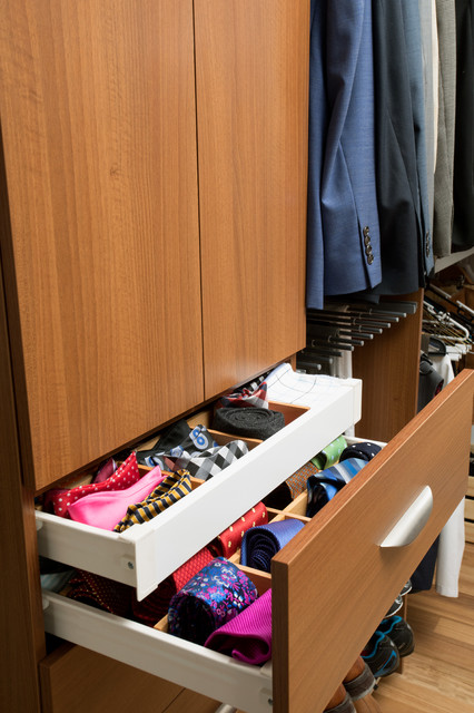 Master Bedroom Walk in Robe - Modern - Wardrobe - Brisbane - by ...